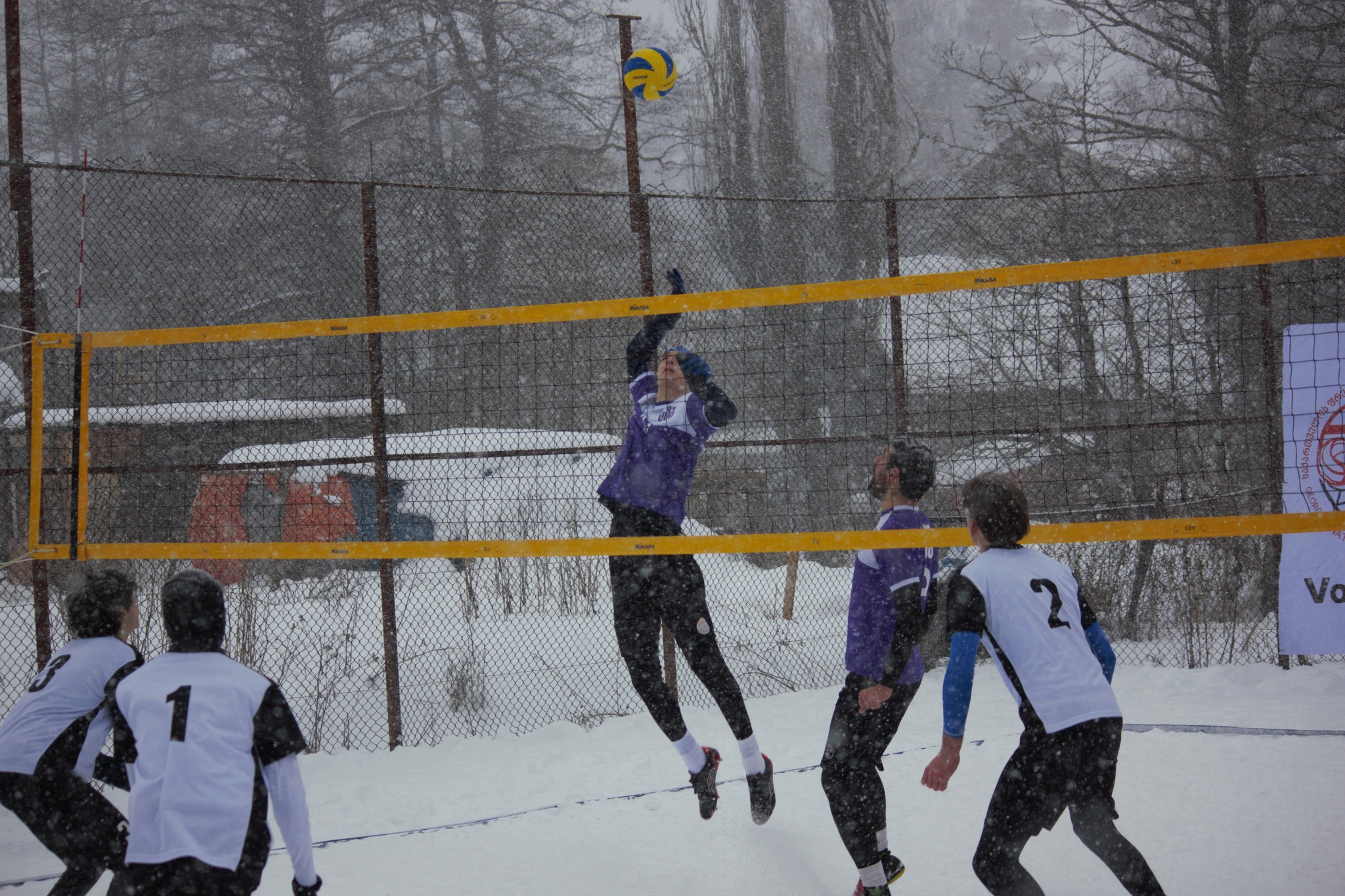 Snow Volleyball champions crowned in Georgia - EEVZA