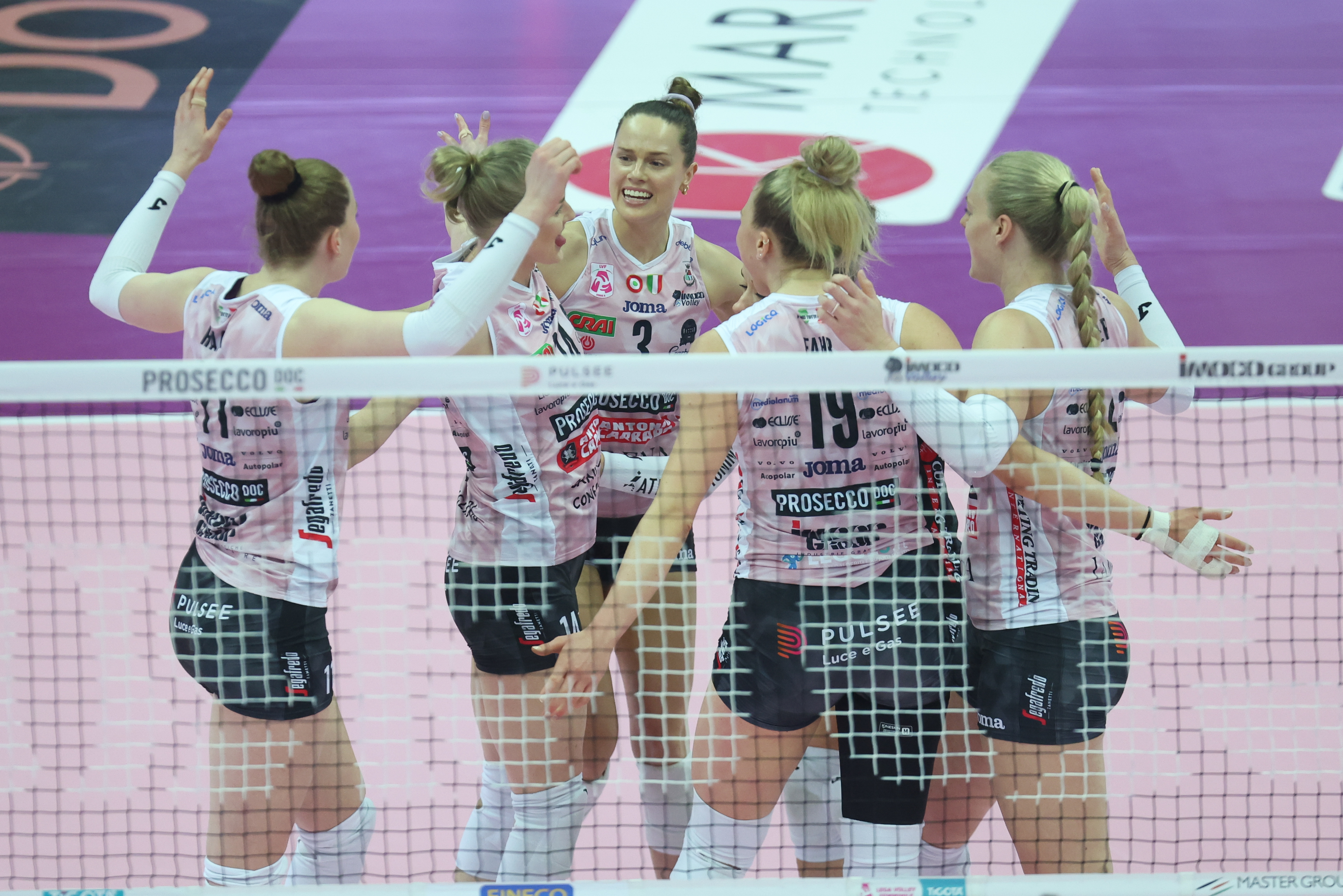 Powerful Start By Imoco & Scandicci To The Italian Semifinals, No ...