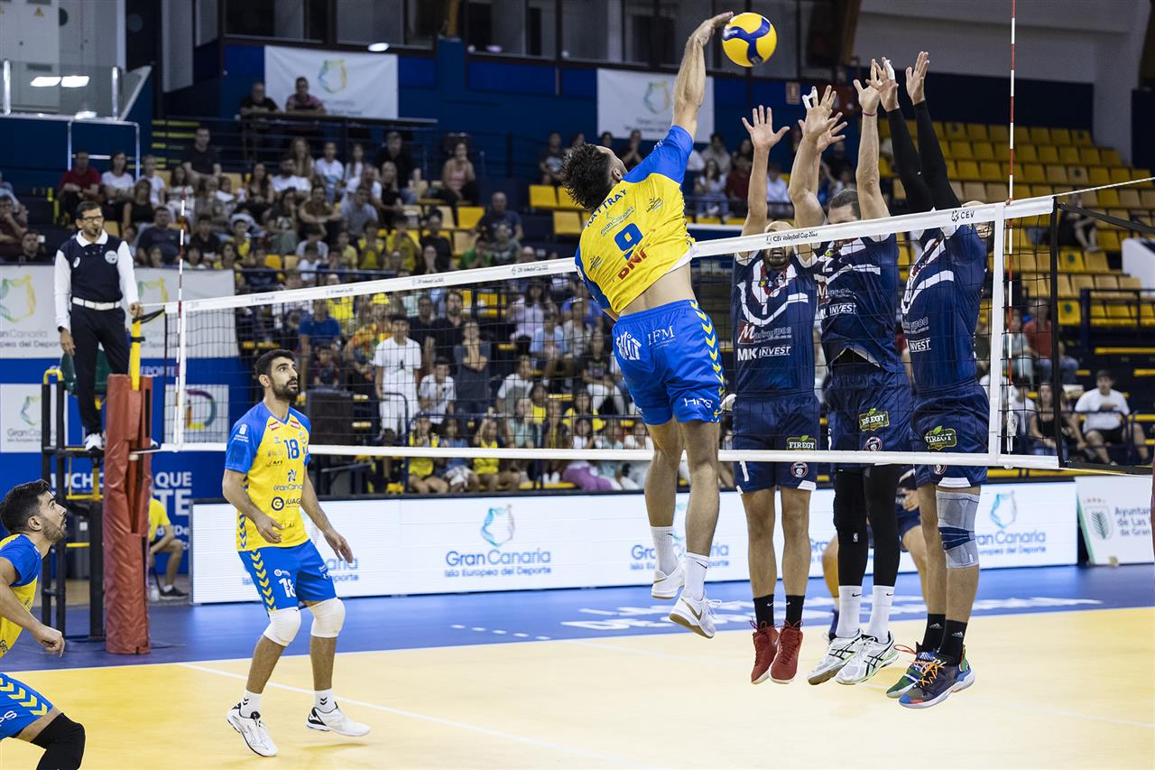 Guaguas start European campaign with home victory | CEV