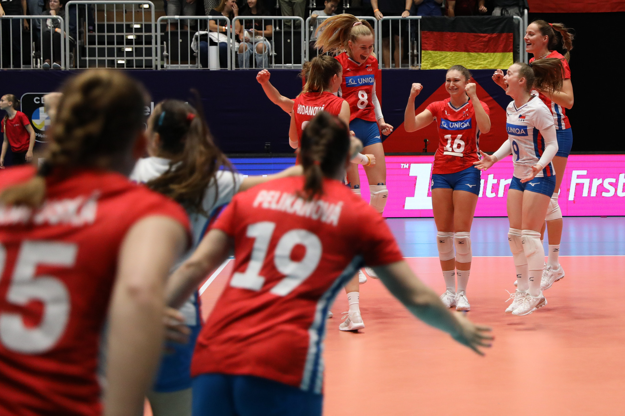 Türkiye, Germany, Czechia and Sweden continue #EuroVolleyW journey from ...