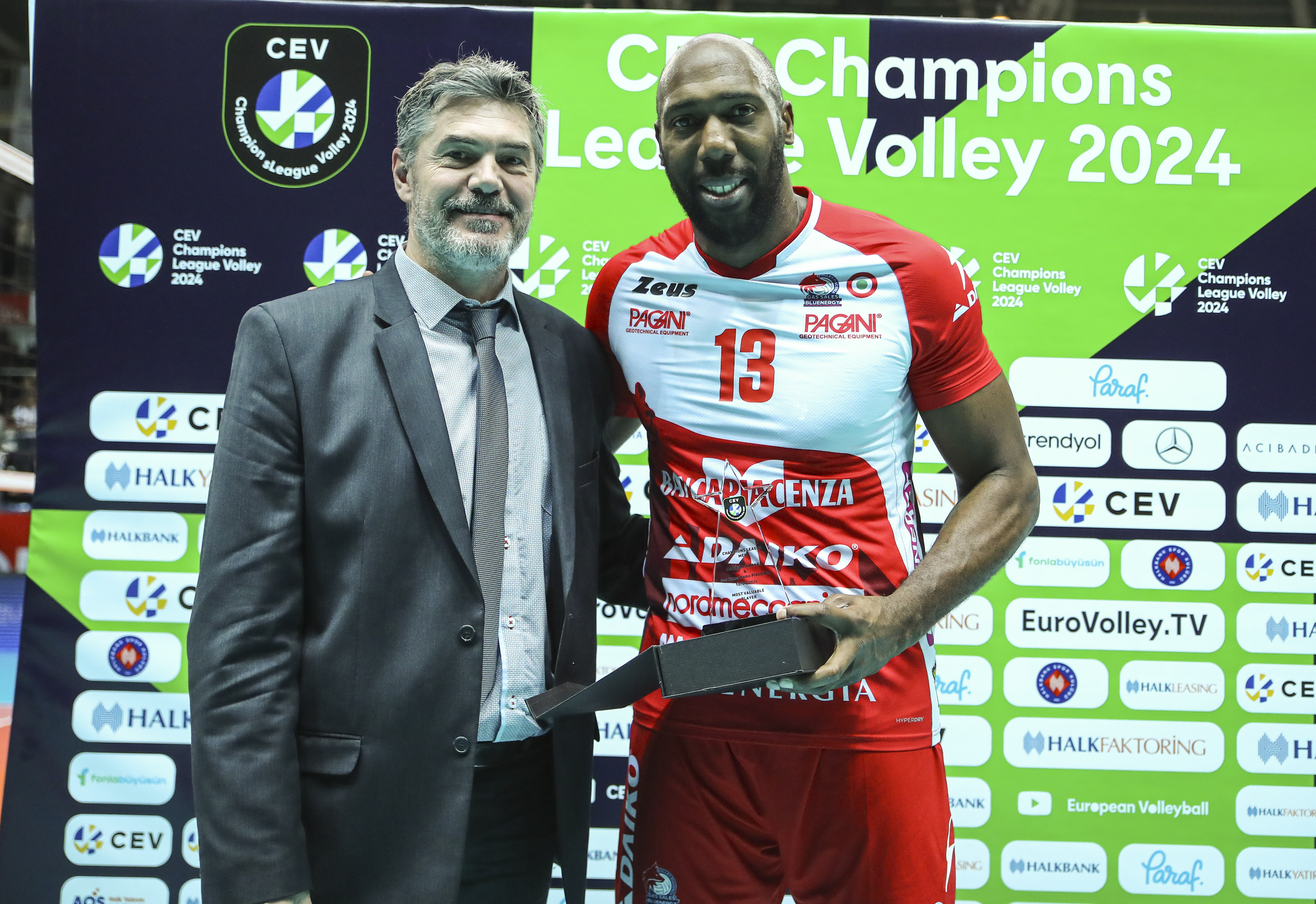 Gas Sales Daiko PIACENZA with a clear win over Halkbank ANKARA | ChampionsLeague